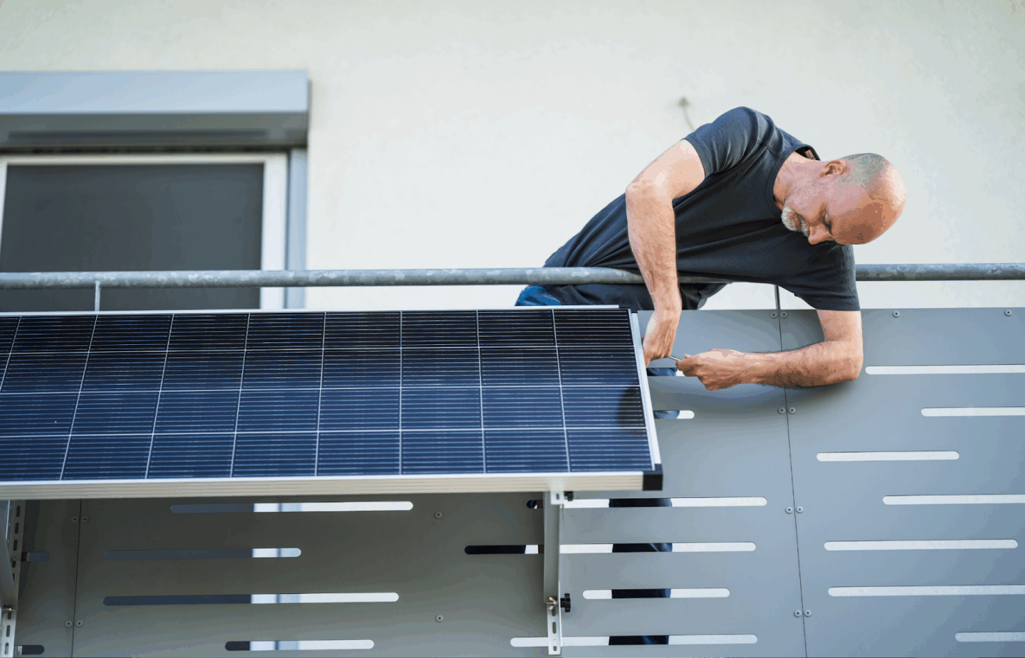 The Rise of Plug-In Solar: How States Can Reduce Costs and Streamline ...